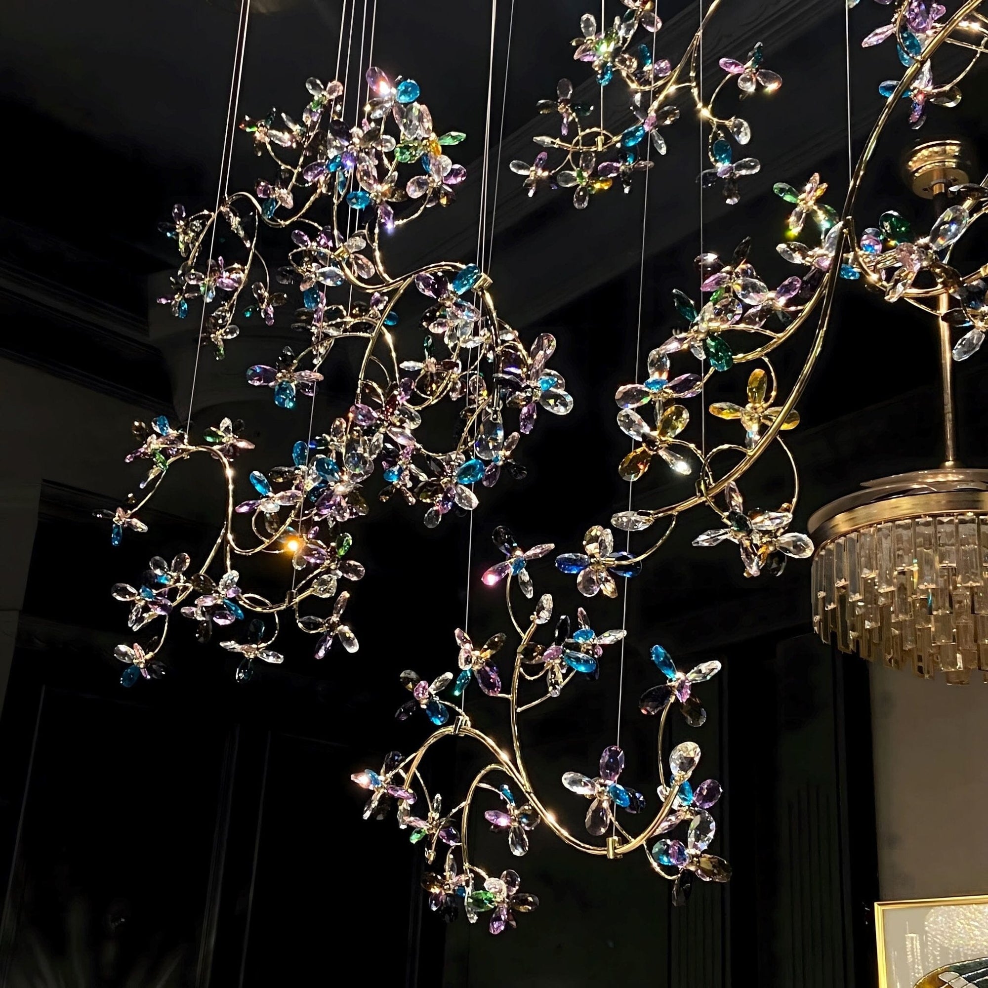 Enchanted Luxury Modern Flowered Chandelier | ZENDUCE